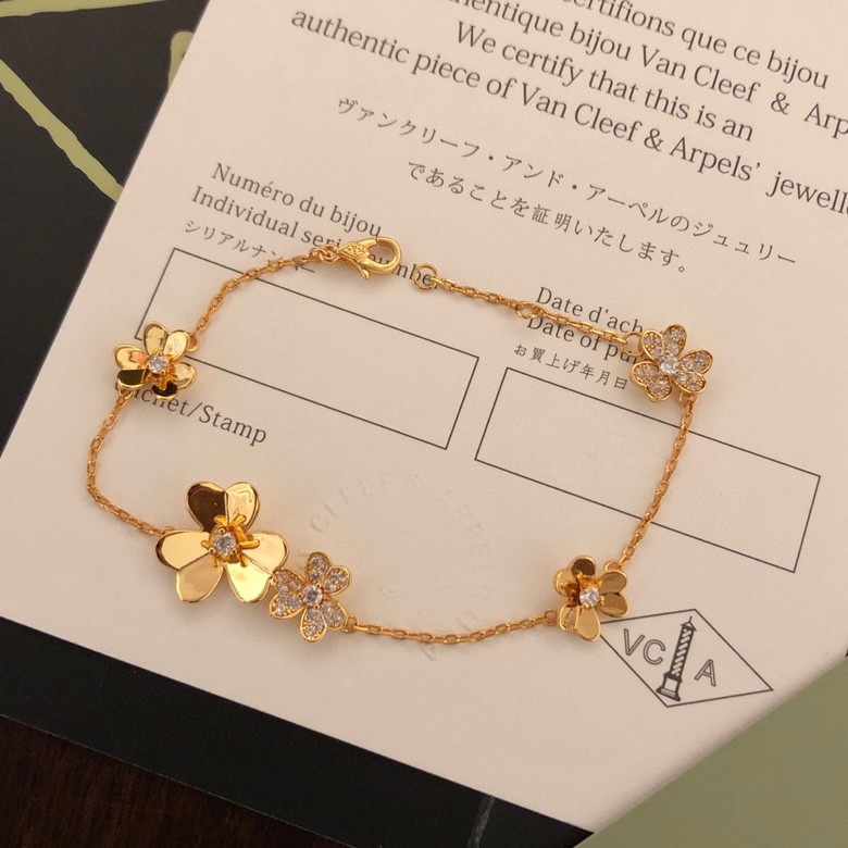 Replica Van Cleef & Arpels Bracelets For Women #1183018, $38.00 USD ...